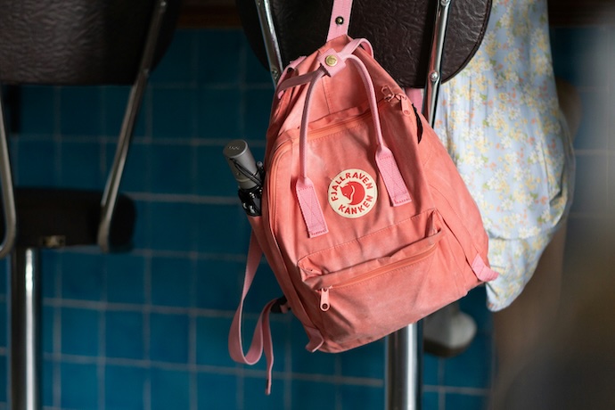 How to Travel with Kids: 15 Essential Tips for a Stress-Free Family ...