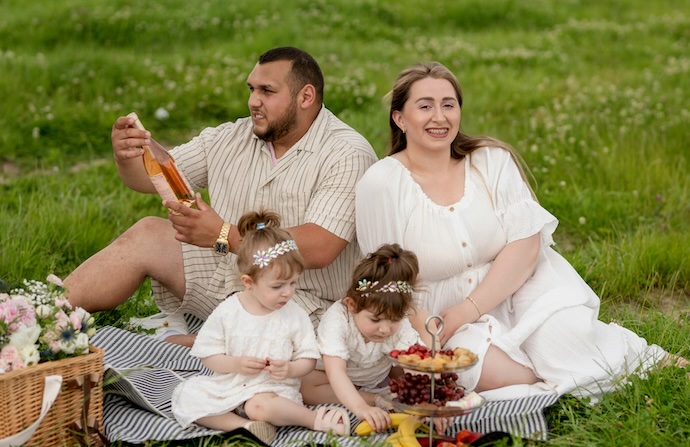 How to Save Money on Family Travel: 15 Proven Budget Tips for Families ...