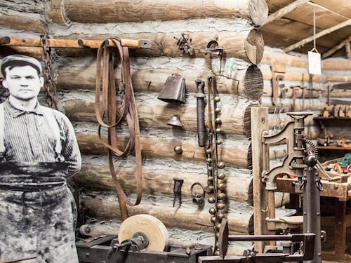 Grout Museum of History and Science Waterloo Iowa