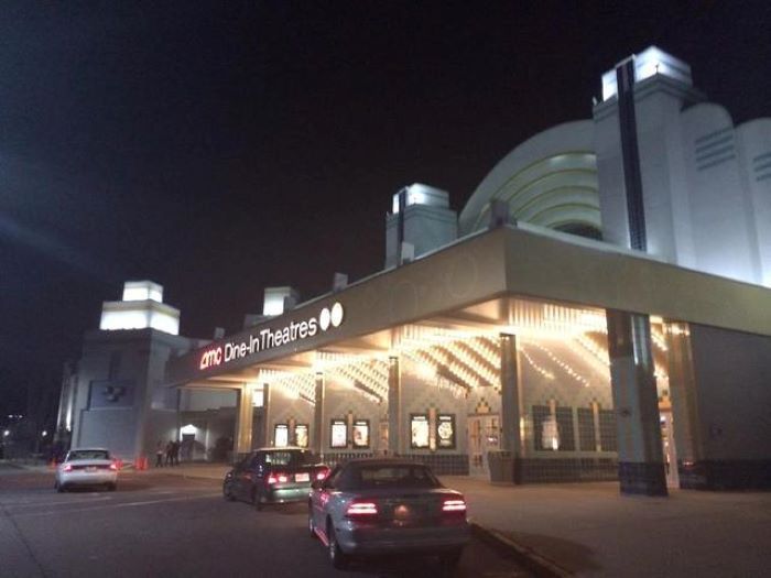 AMC Dine-in Framingham 16 Boston | Massachusetts | Cinemas