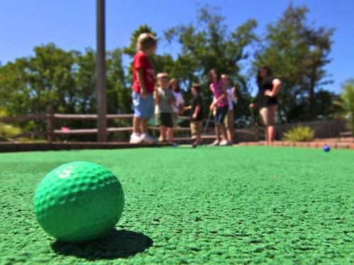 Sun Mountain Fun Center in Bend | Oregon - FamilyDaysOut.com
